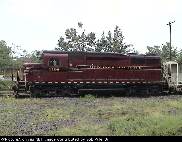NH&I GP30 #2198